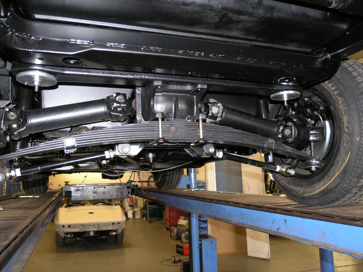 Transverse Leaf Spring Rear End Suspension at Kevin Davidson blog